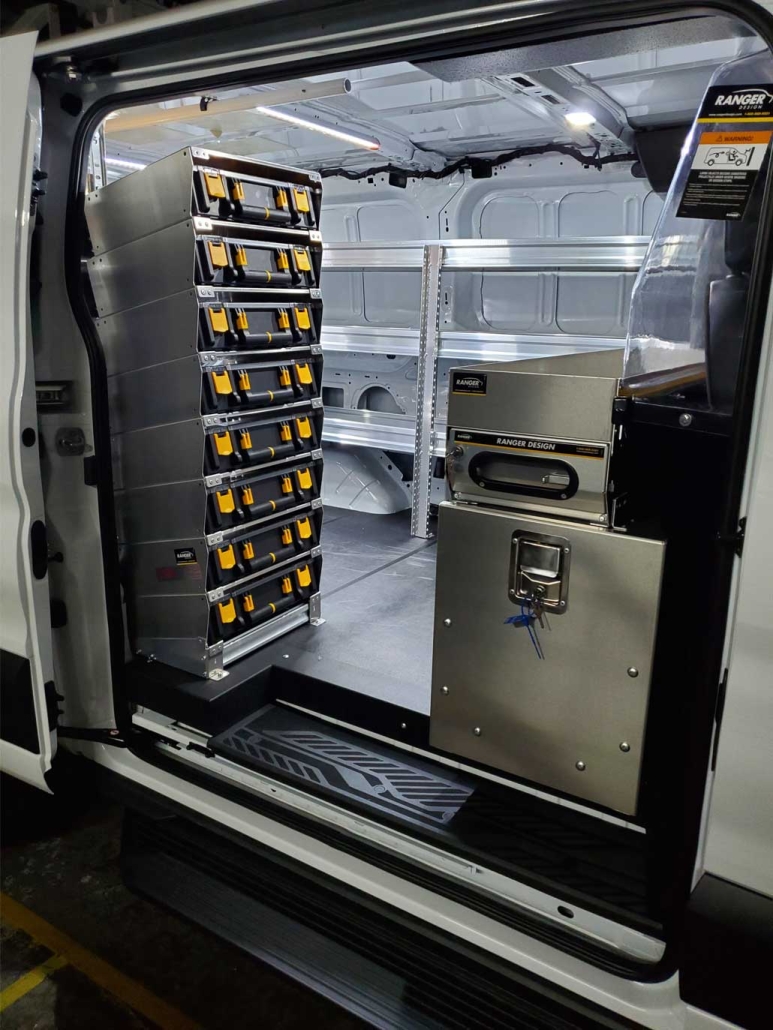 Custom Vehicle Upfitters | Advantage Outfitters